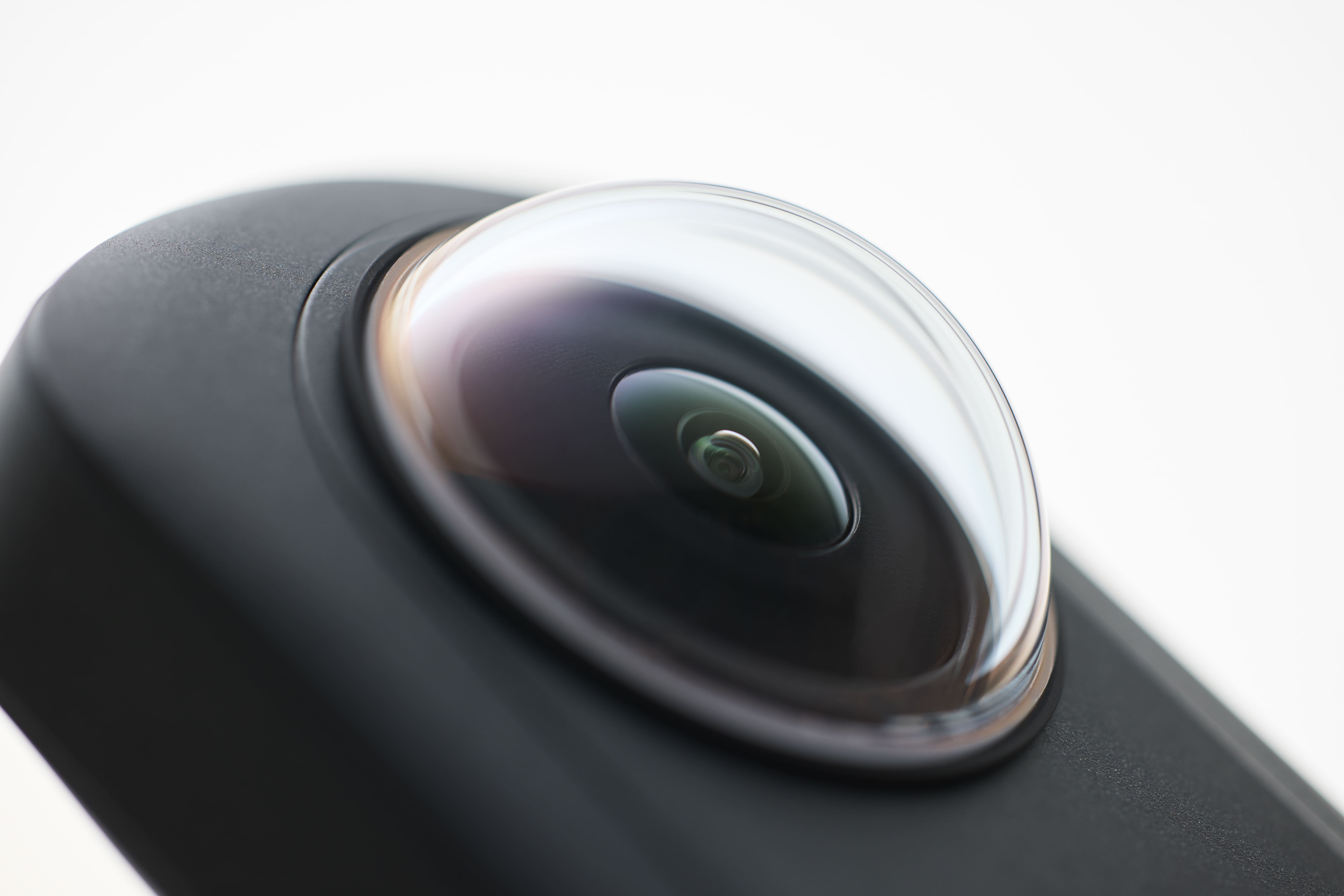 「RICOH360 THETA A1」および専用アクセサリーが本日（9/26）発売です。